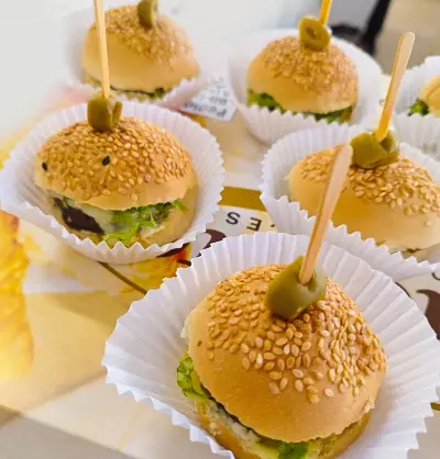 Mini X-Salada – Bom Gosto